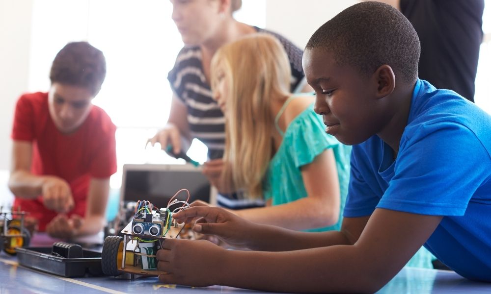 The Benefits of Participating in After-School Programs